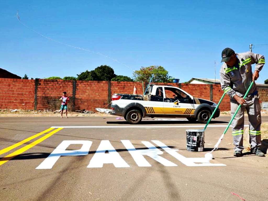 Com a volta às aulas equipes da CMTT estão nas ruas revitalizando a ...